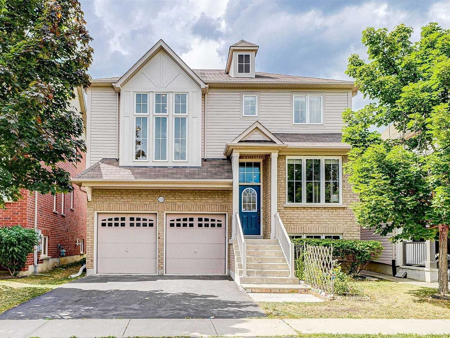 2359 Pilgrim Sq, Oshawa, ON L1L 0C2 | Zillow