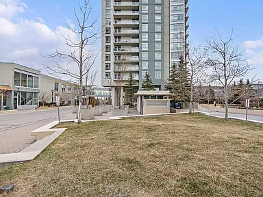 55 E Spruce Pl SW Calgary AB | Zillow