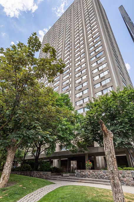 40 Gerrard St E #0, Toronto, ON M5B 2E8 | Zillow