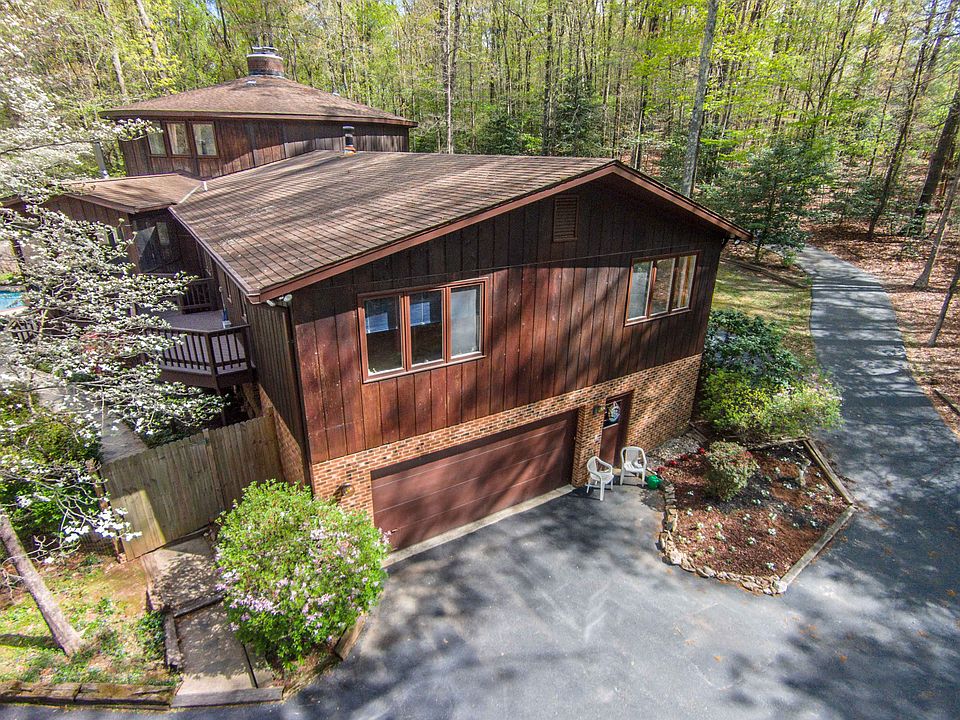 2710 Colt Run Rd, Oakton, VA 22124 | Zillow