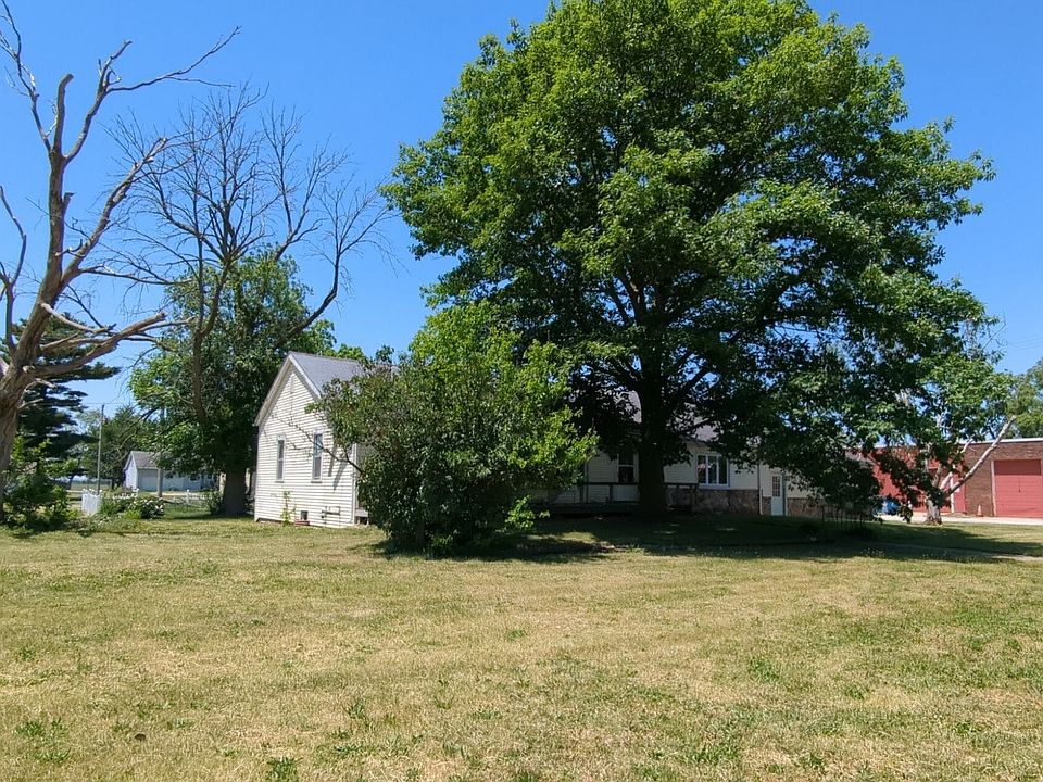 5 S Main St, Henning, IL 61848 | Zillow