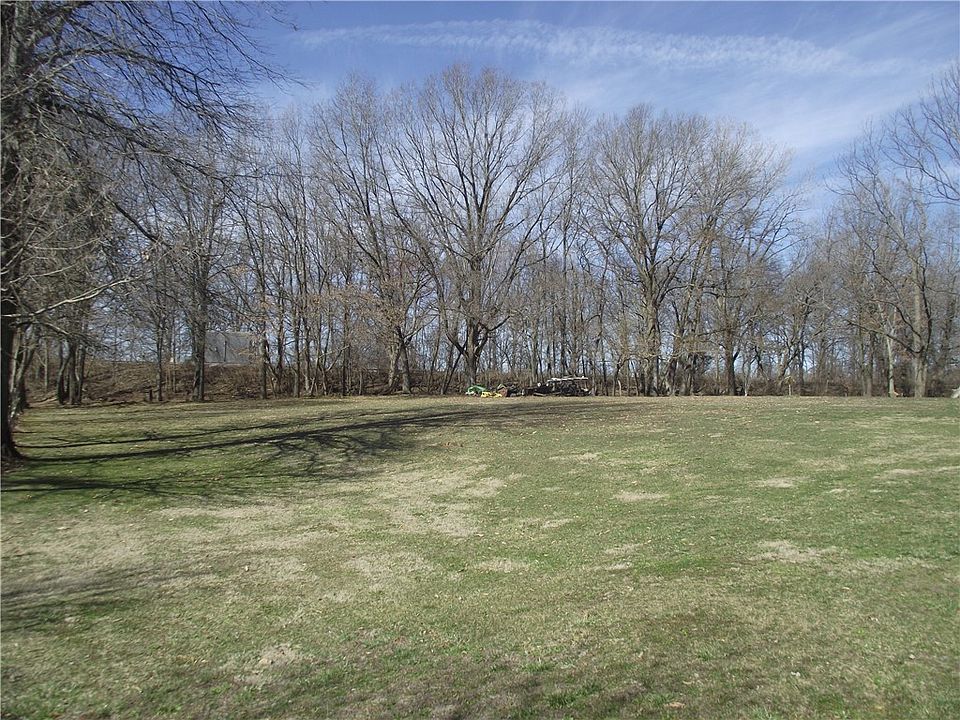 220 S East St, Watson, IL 62473 | Zillow