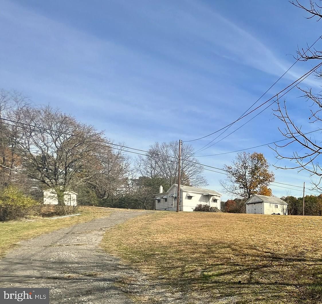 4388 Georges Run Rd, Ridgeley, WV 26753 | MLS #WVMI2002192 | Zillow