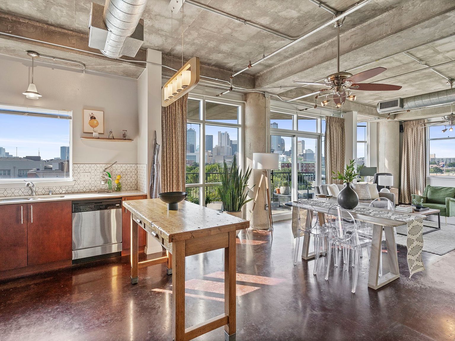 1001 Belleview St #408, Dallas, TX 75215 | Zillow