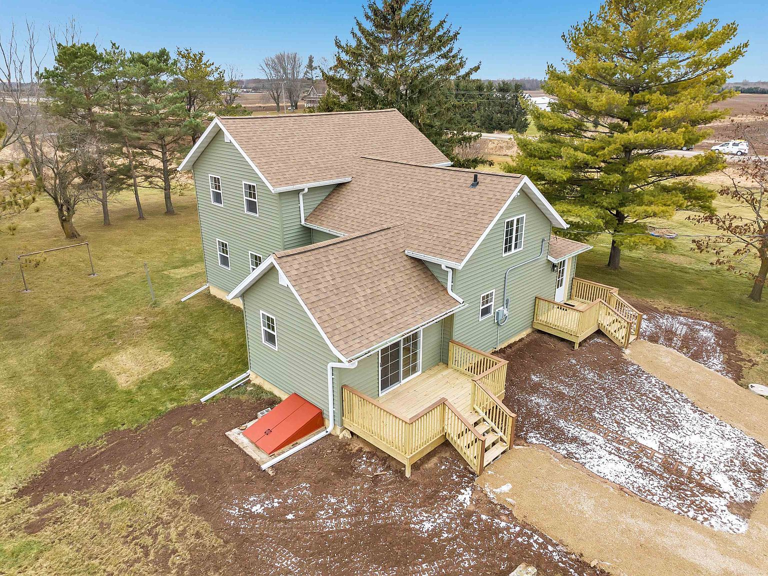 N7164 State Road 76, New London, WI 54961 | Zillow