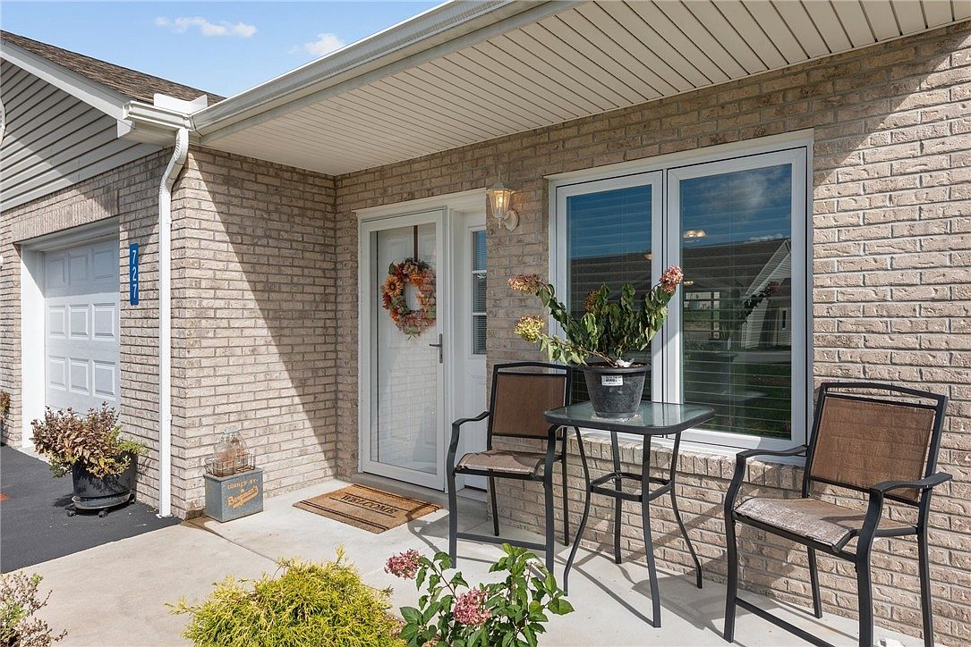 727 Crimson St, Latrobe, PA 15650 | Zillow