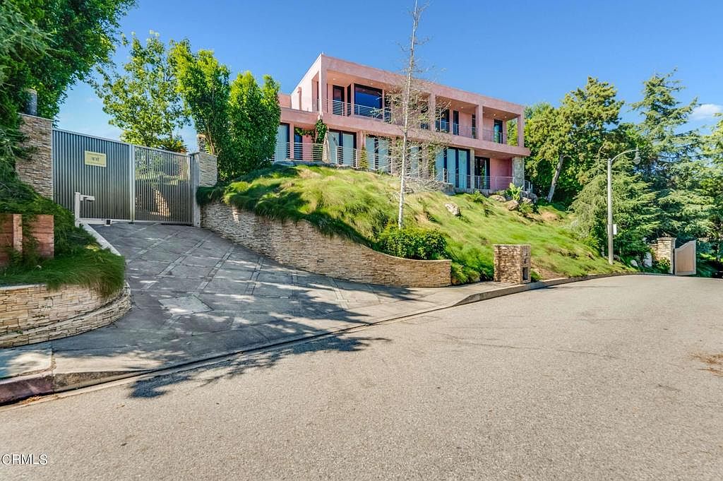 1111 Bel Air Pl, Los Angeles, CA 90077 | Zillow
