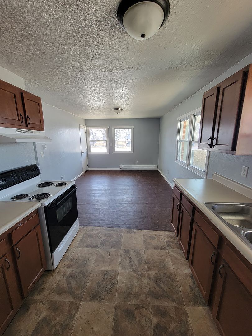 101 Main St #5, Bayard, IA 50029 | Zillow