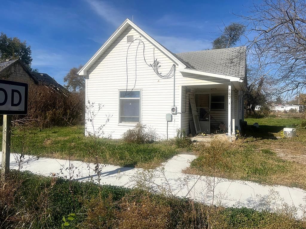 307 4th St, Ludlow, MO 64656 | Zillow