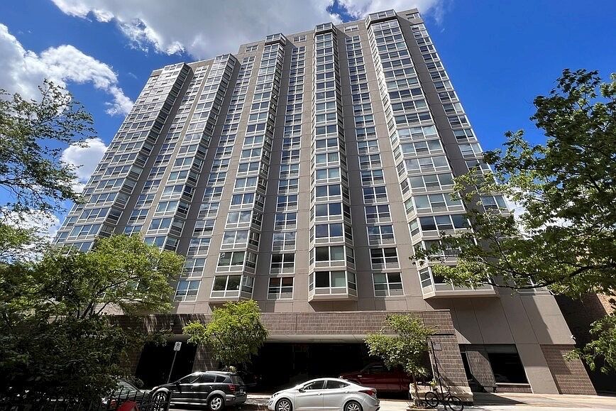 720 W Gordon Terrace - 720 W Gordon Ter Chicago IL | Zillow