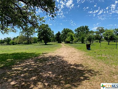 2189 County Road 404 Loop #404, Bartlett, TX 76511 | Zillow