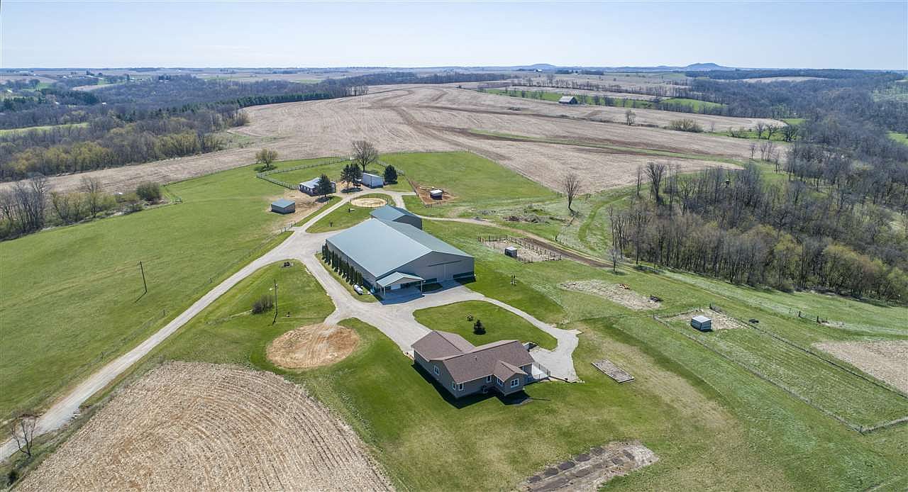 1460 Crow Branch Rd, Livingston, WI 53554 | Zillow
