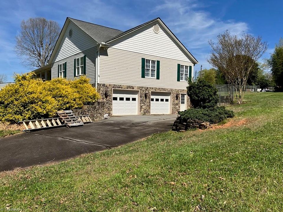 890 Elmore Rd, North Wilkesboro, NC 28659 | MLS #1102147 | Zillow