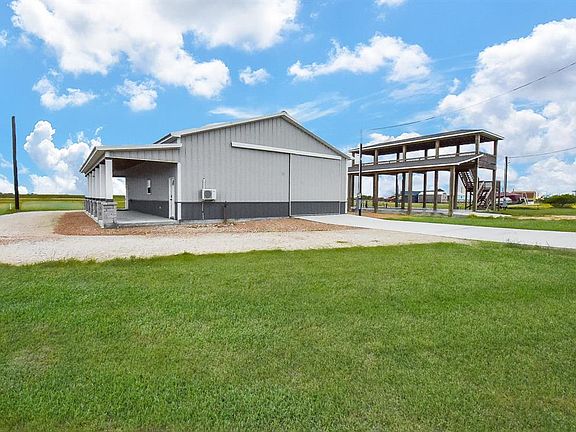 263 Kingfish Ln, Palacios, TX 77465 | MLS #28613002 | Zillow
