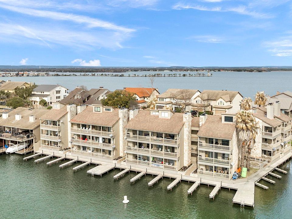 1100 The Cape, Unit 202, Horseshoe Bay, TX 78657 | MLS #163302 | Zillow