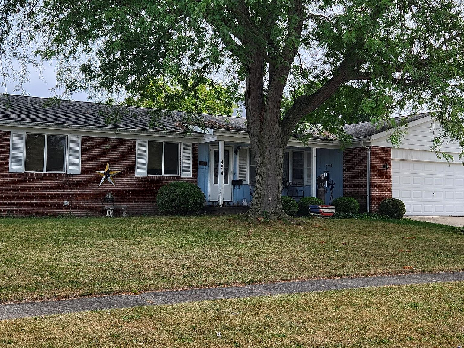 454 N Perry St, Saint Marys, OH 45885 | MLS #1027674 | Zillow