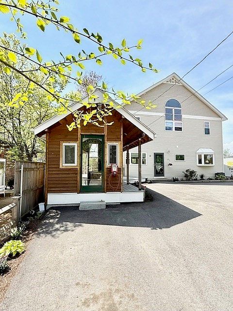 10 Carlson Rd, North Attleboro, MA 02760 | Zillow