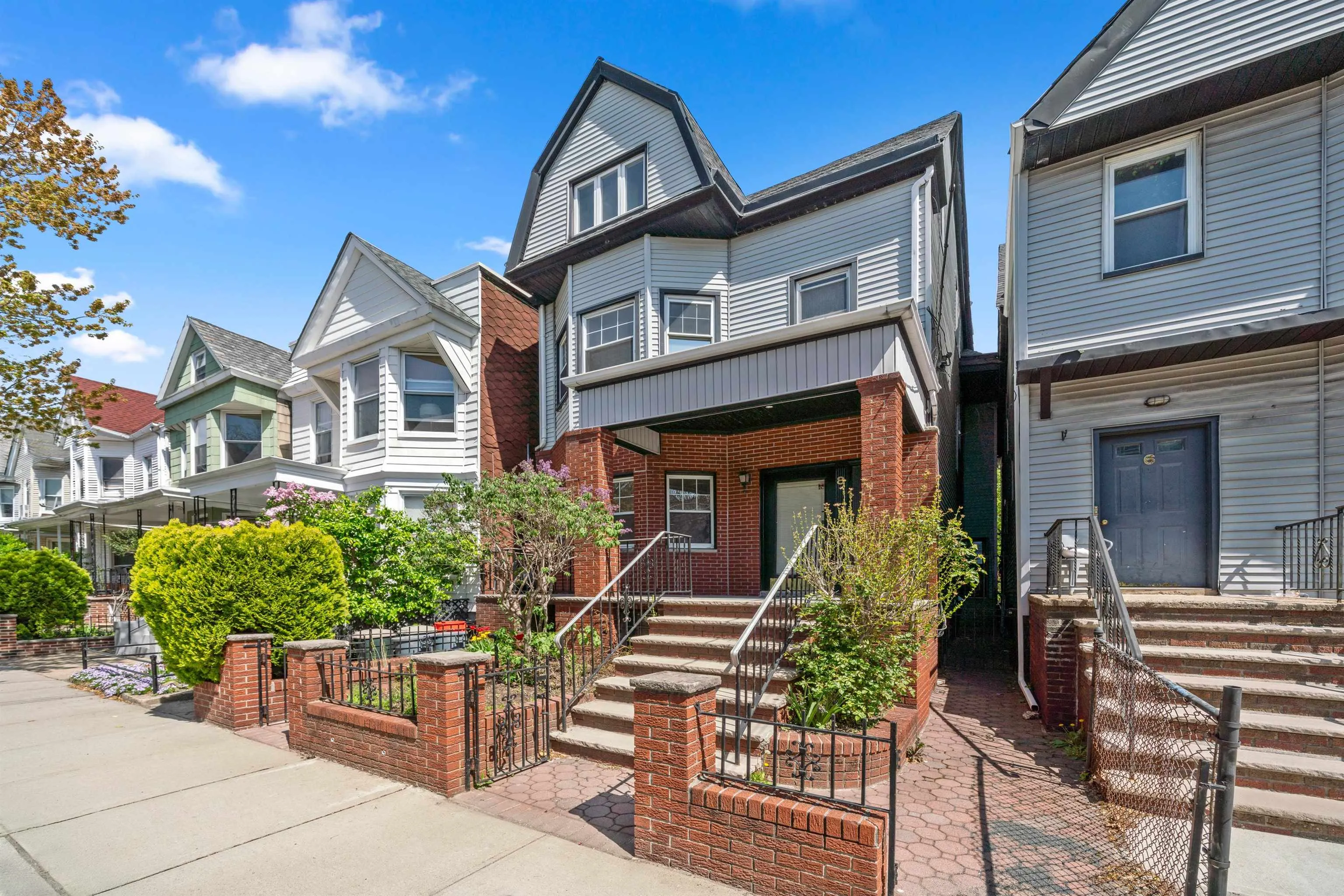 8 Cooper Place #2 in Weehawken, New Jersey | StreetEasy