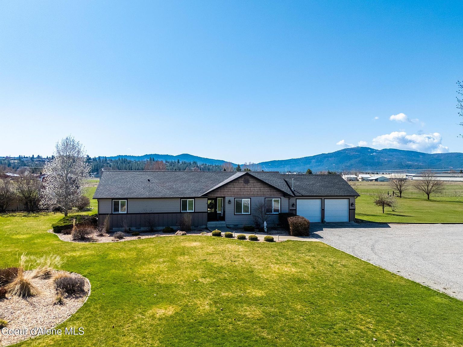 4450 E Poleline Ave, Post Falls, ID 83854 | Zillow