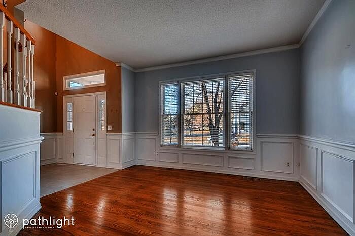 8933 Sutton Dr, Eden Prairie, MN 55347 | Zillow