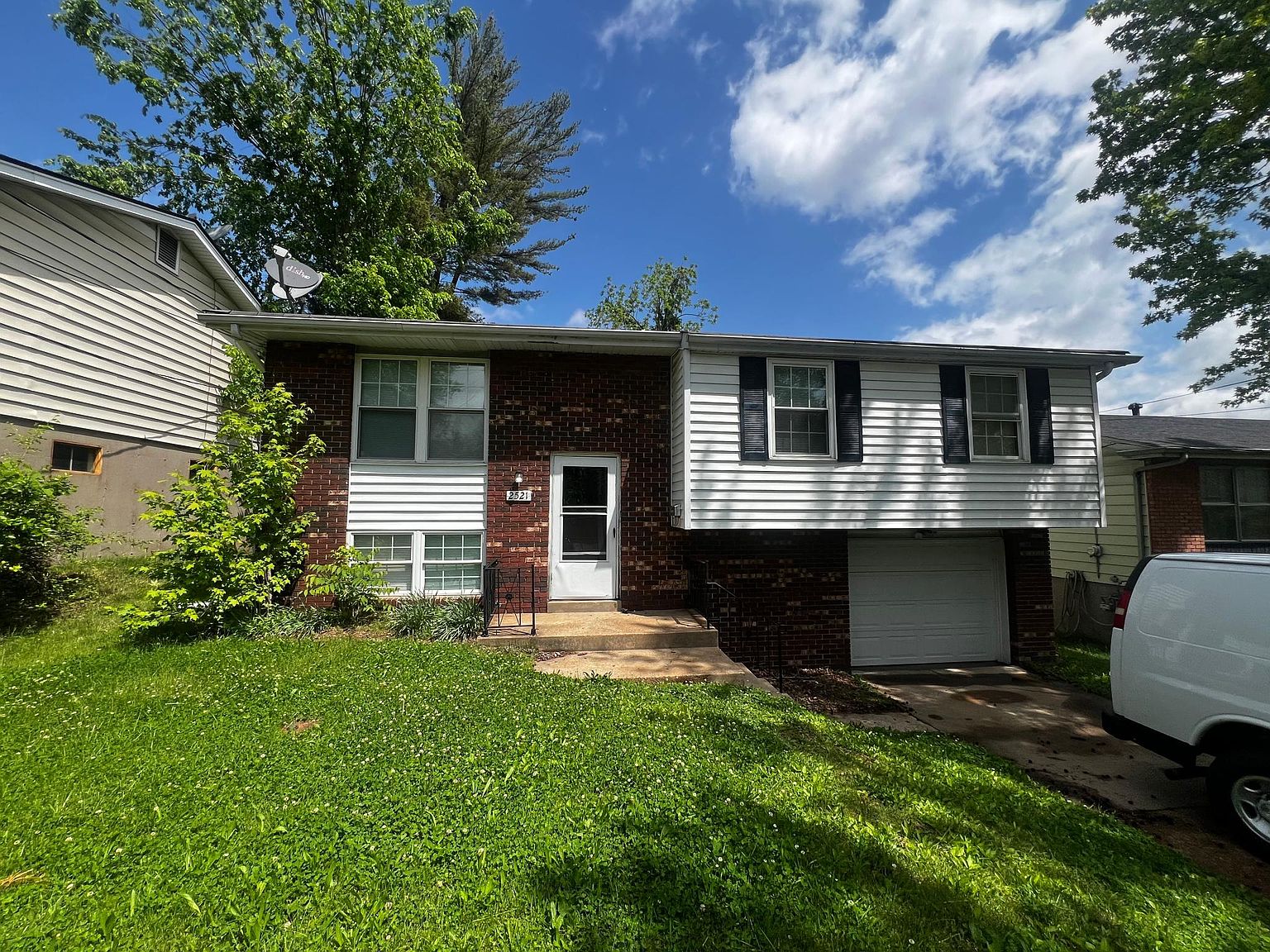 2521 High Ridge Ave, Saint Louis, MO 63136 | Zillow