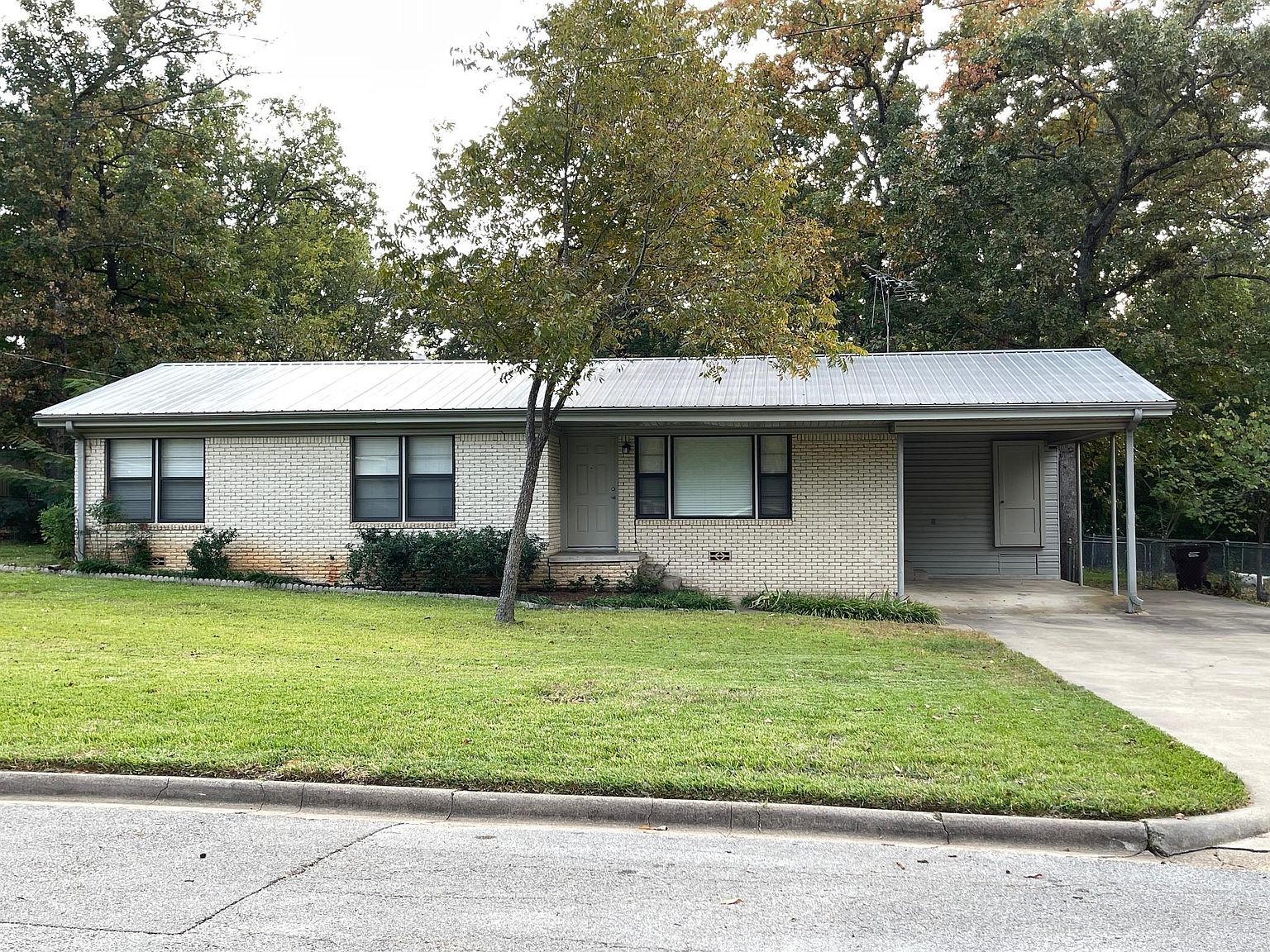 731 Little Rock St, Canton, TX 75103 | Zillow