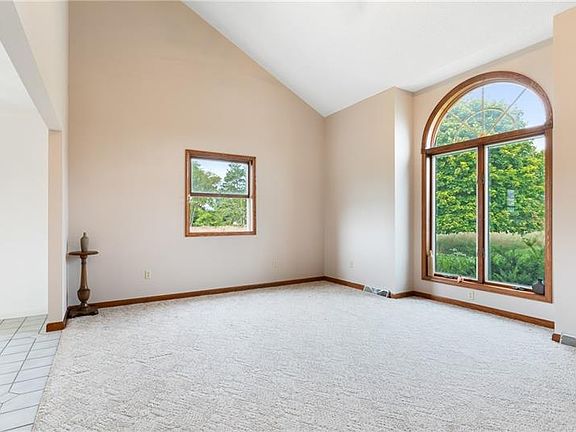 3298 Miola Rd, Clarion, PA 16214 | MLS #1668018 | Zillow