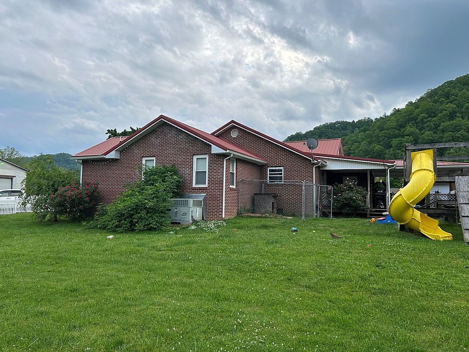 48 South Ave, Lynco, WV 24857 | Zillow