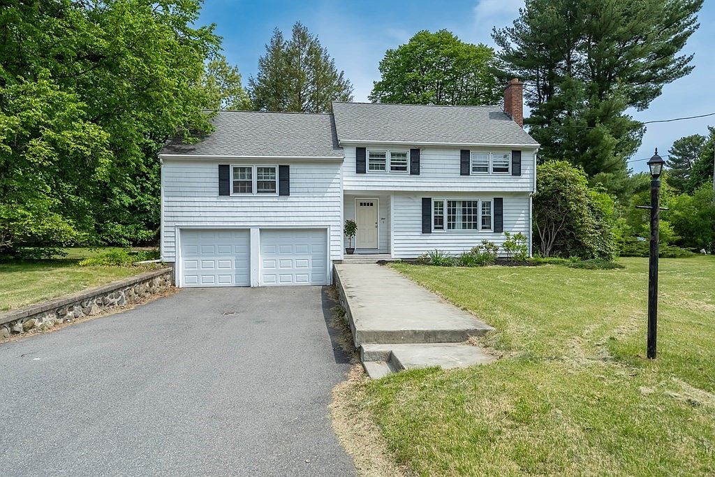 1 Lovejoy Rd, Andover, MA 01810 | Zillow