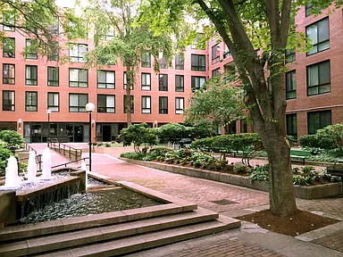Christopher Columbus Plaza - 145 Commercial St Boston, MA | Zillow ...