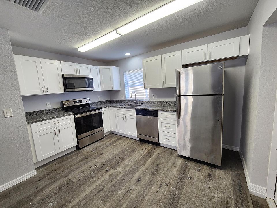 5439 Amy Ln, New Pt Richey, FL 34652 | Zillow