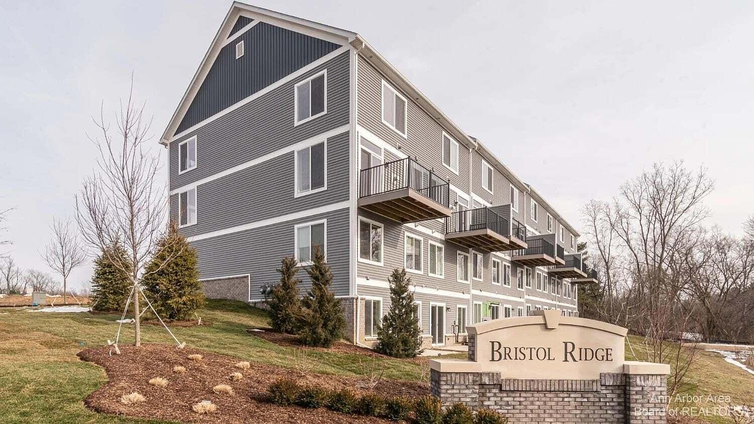 2715 Bristol Ridge Dr, Ann Arbor, MI 48105 | Zillow