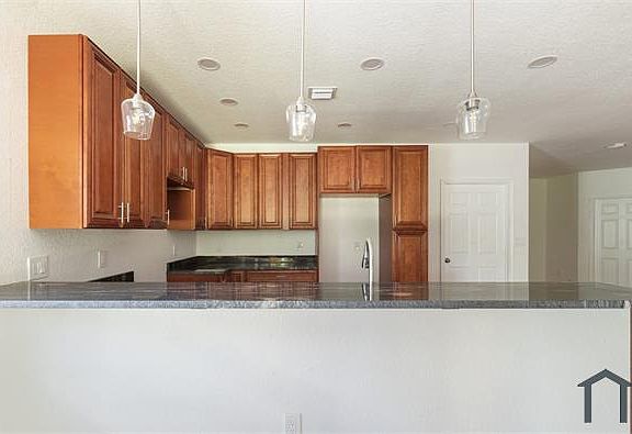 2908 NW 8th Ct, Fort Lauderdale, FL 33311 | Zillow