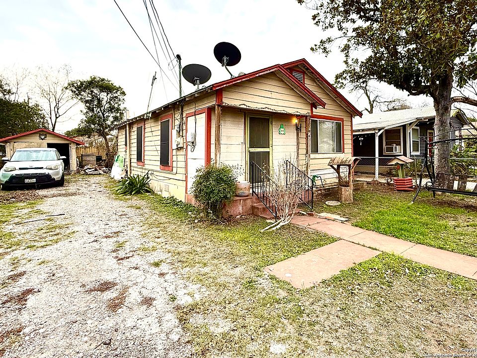 818 Angela, San Antonio, TX 78207 | Zillow