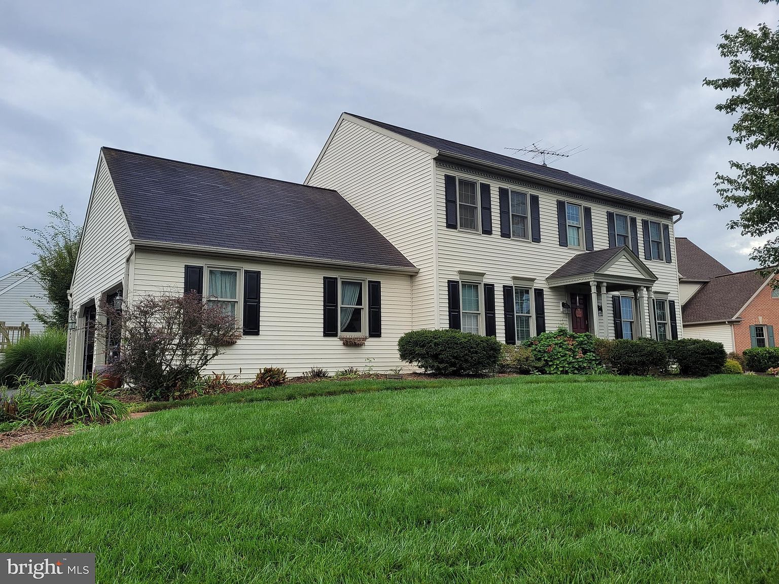 1 Lantern Cir, Lititz, PA 17543 | MLS #PALA2038536 | Zillow