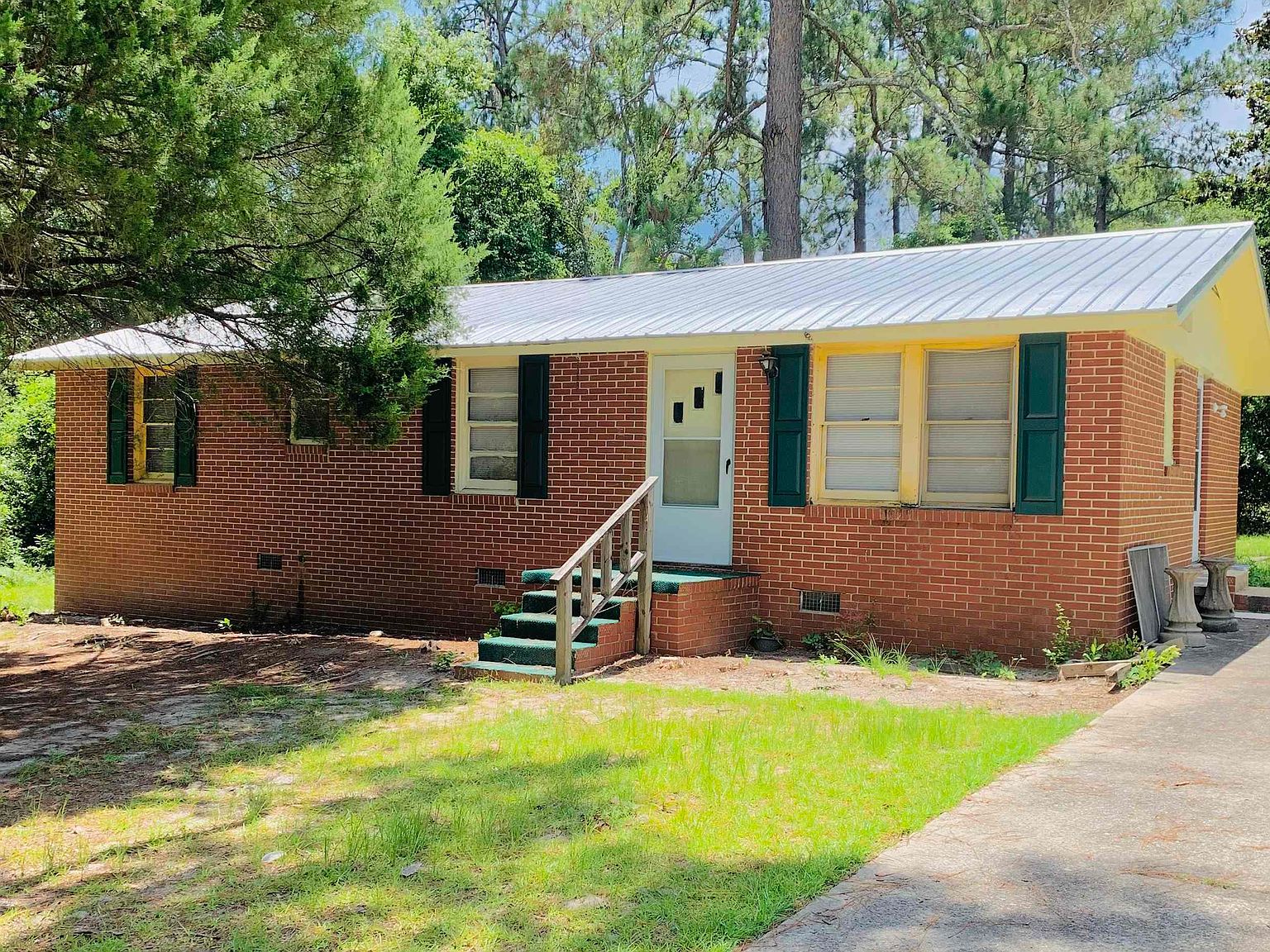 8 Adrian McRae, Mc Rae Helena, GA 31055 | Zillow