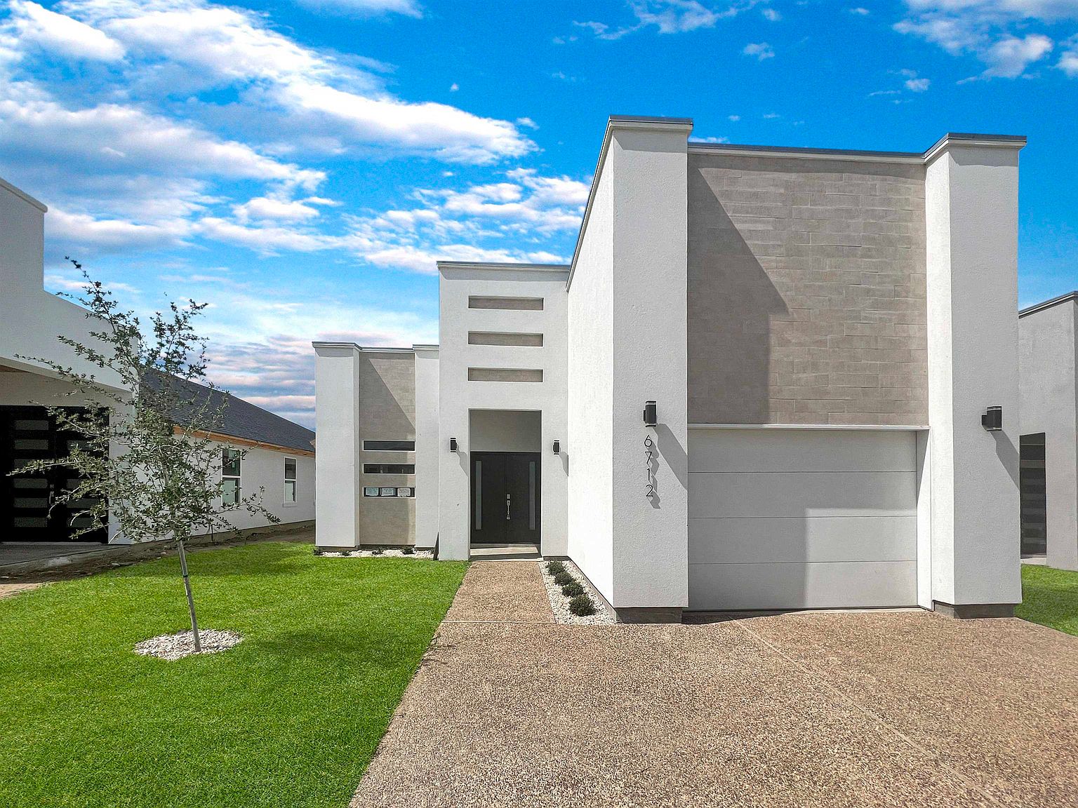 6712 El Jinete Dr, Laredo, TX 78043 | Zillow