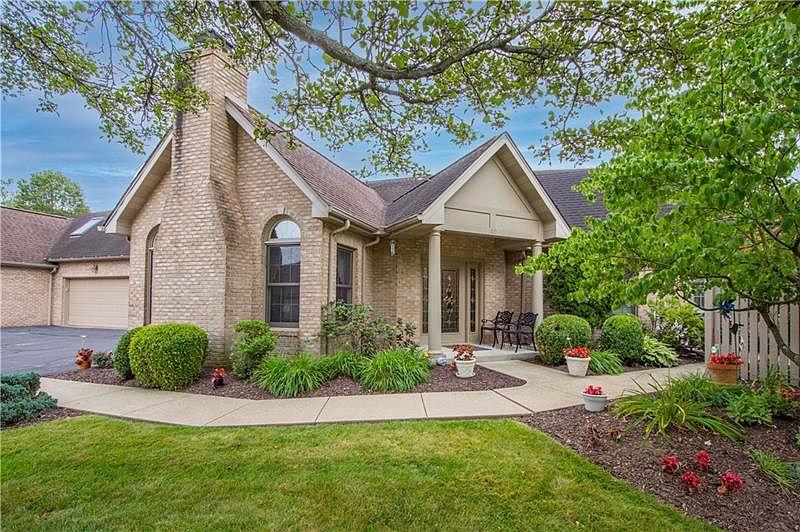 109 Evergreen Dr, Mcmurray, PA 15317 | Zillow