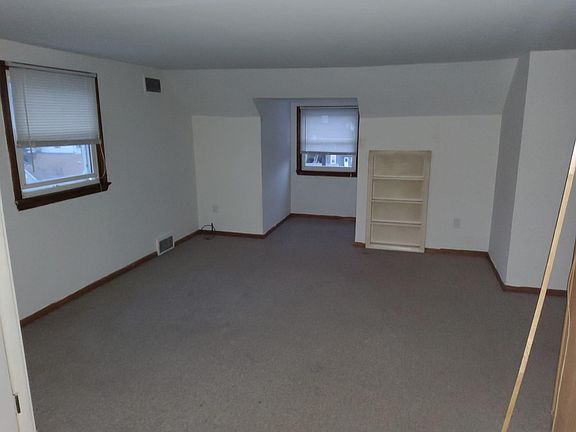 19 Oak Ter UNIT 2, Suffern, NY 10901 | Zillow