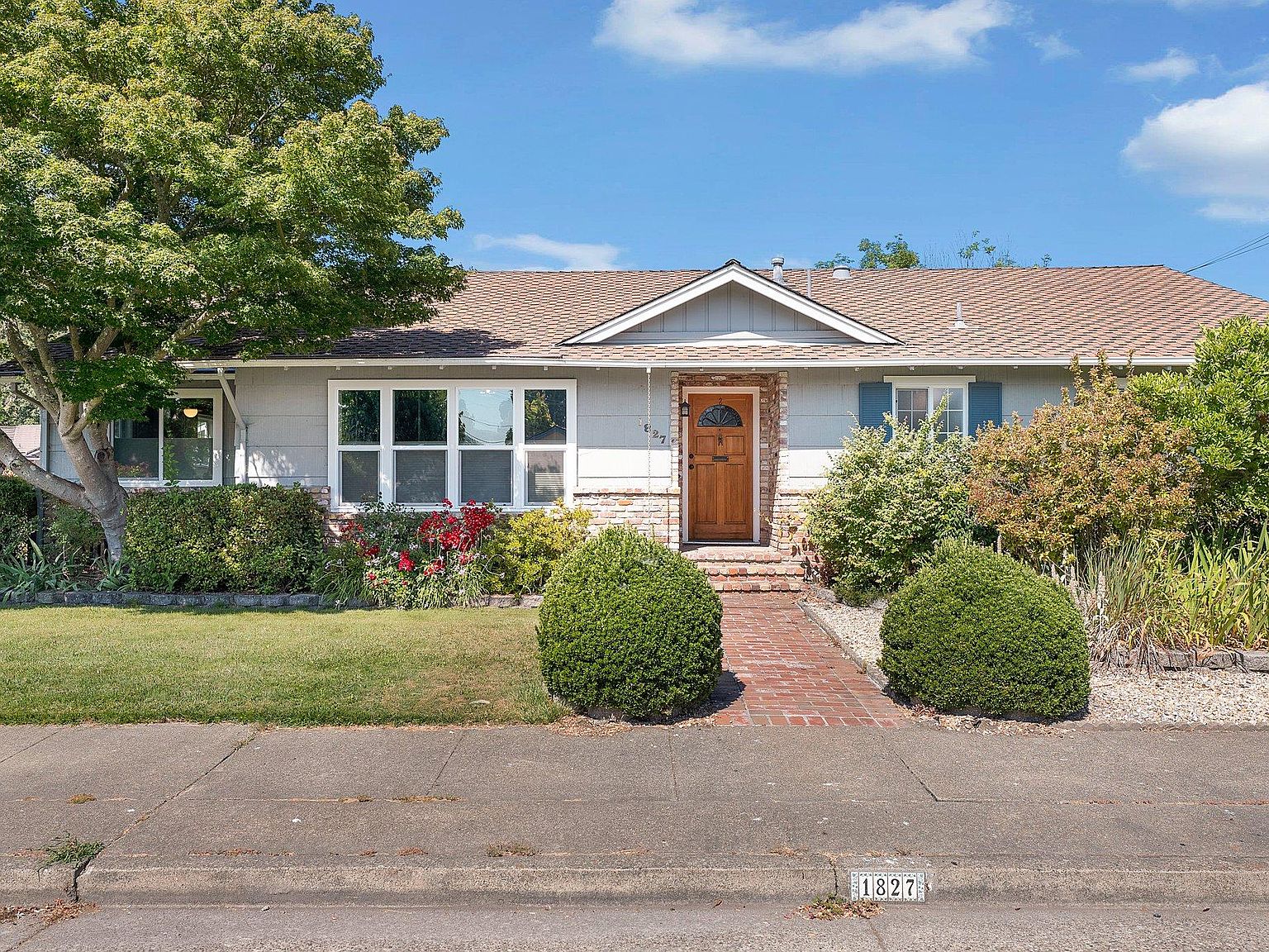 1827 Creekside Rd, Santa Rosa, CA 95405 | Zillow