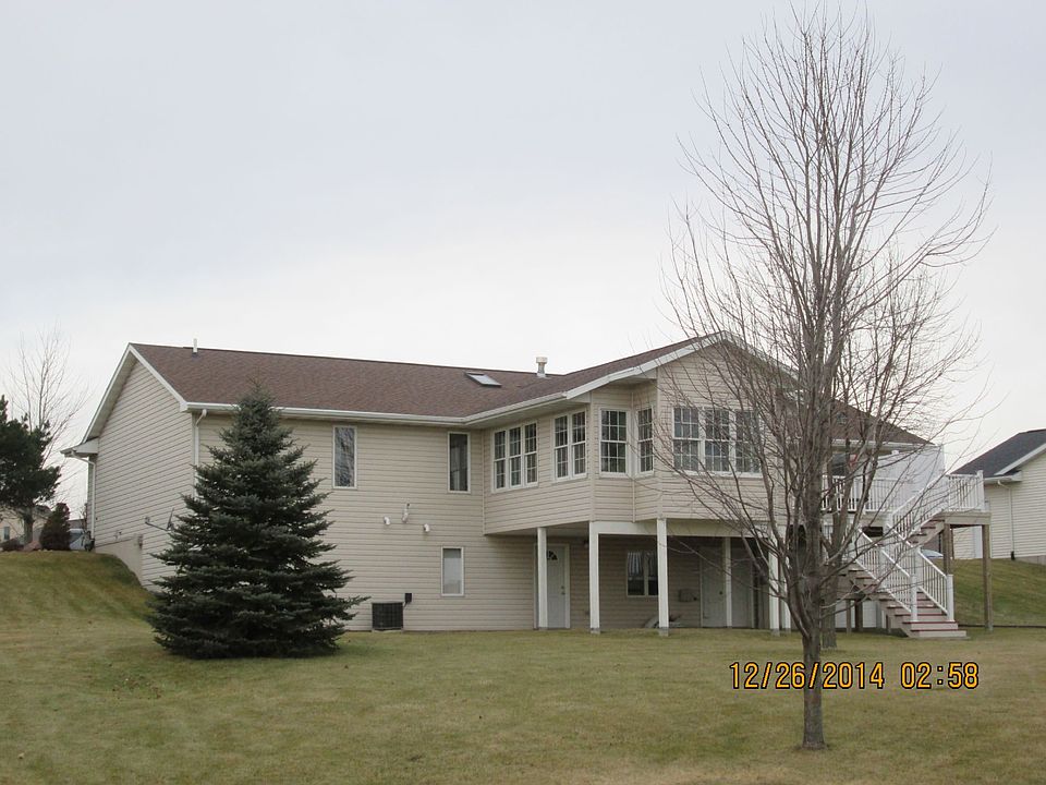 638 Crown Line Dr, Epworth, IA 52045 | Zillow