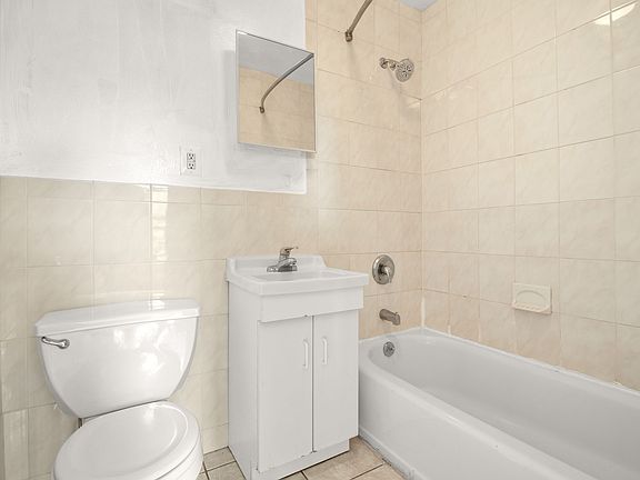 58 Hamilton Pl APT 8, New York, NY 10031 | Zillow