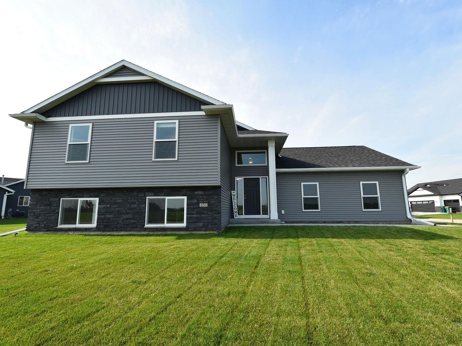 850 9th St, Wanamingo, MN 55983 | Zillow