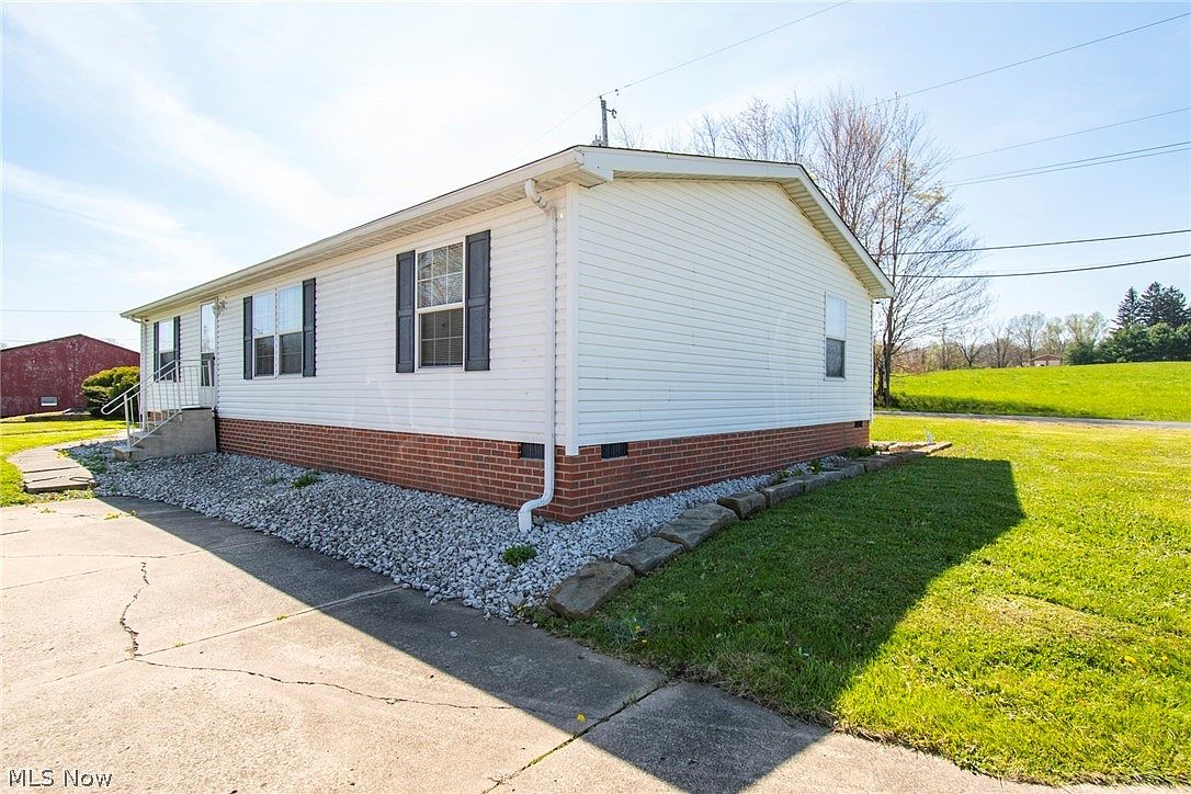 10820 Salem Warren Rd, Salem, OH 44460 | Zillow