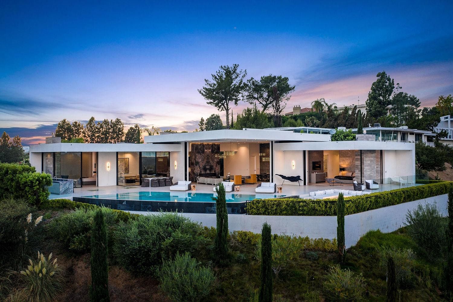 2200 Summitridge Dr, Beverly Hills, CA 90210 | Zillow
