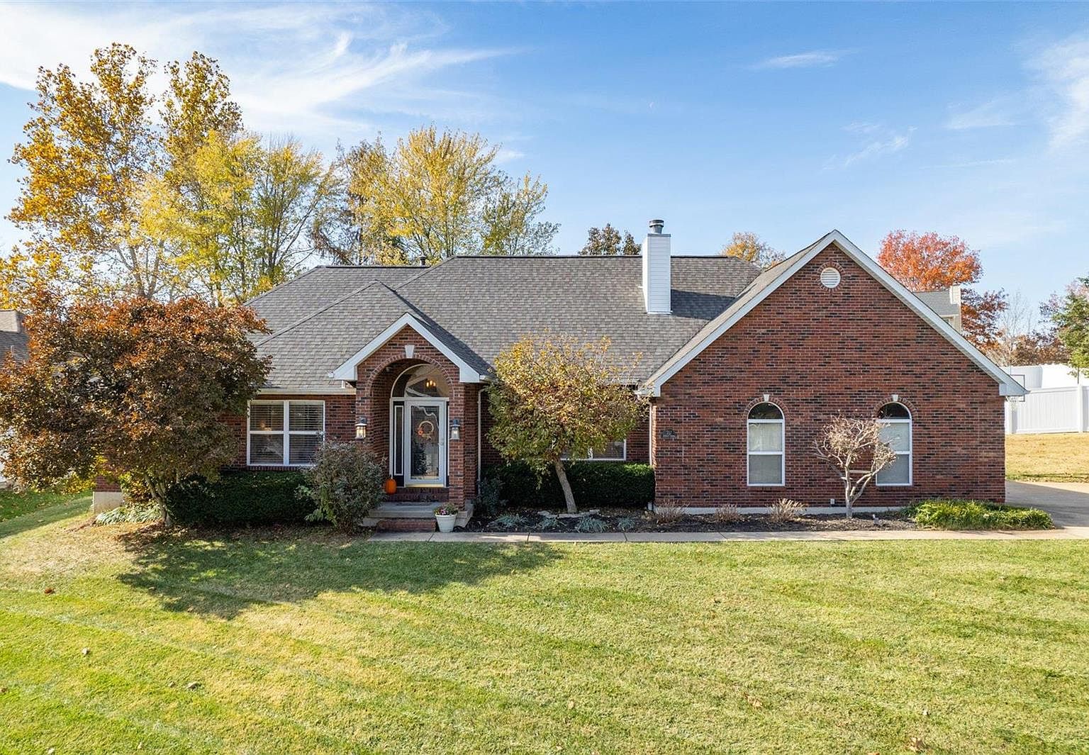 717 Richard Ave, Festus, MO 63028 | Zillow