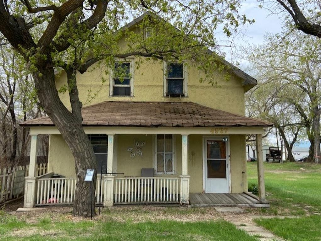 4927 N 50th Ave, Edgerton, AB T0B 1K0 | MLS #A2082502 | Zillow