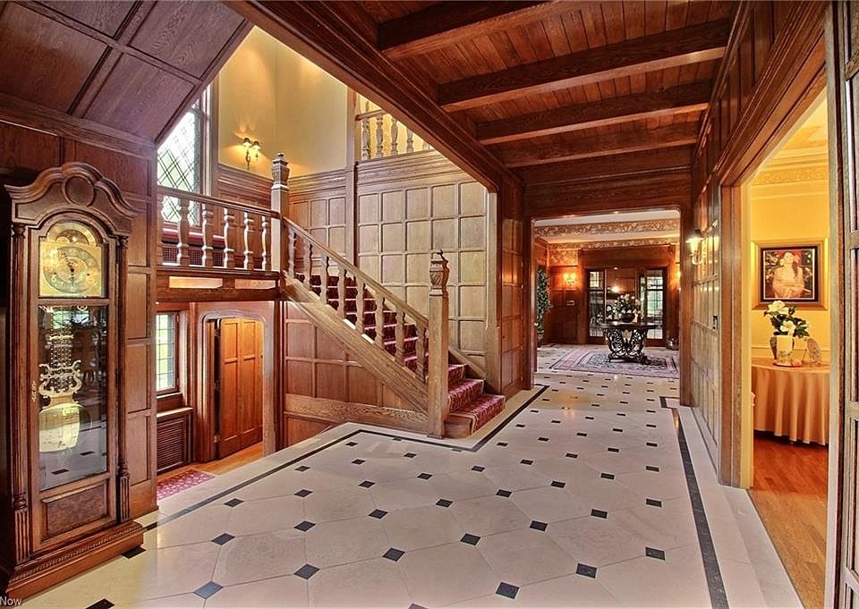 15970 S Park Blvd, Shaker Heights, OH 44120 | Zillow