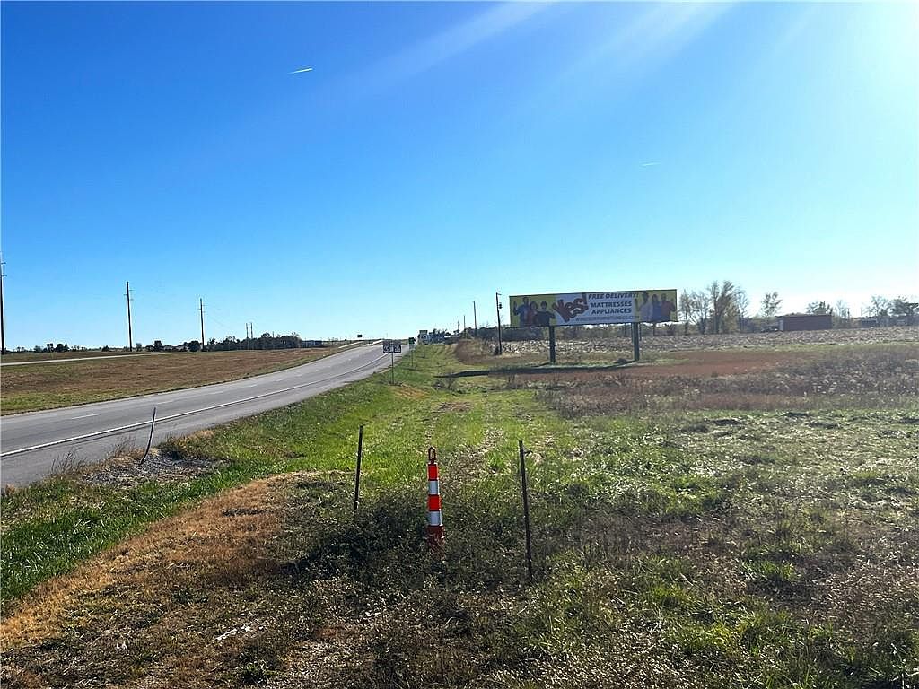 22924-52 State Hwy W, Cole Camp, MO 65325 | MLS #2518870 | Zillow