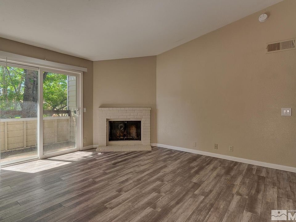 Wood Chase Condos - 530 E Patriot Blvd Reno NV | Zillow